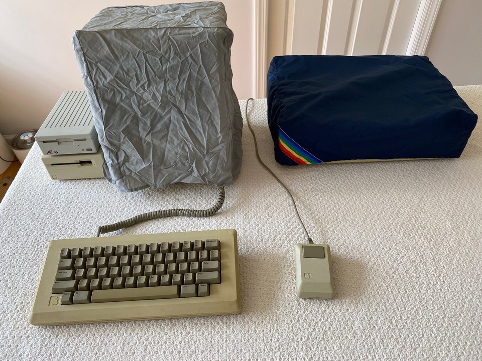 Vintage Apple Macintosh 128K M0001 Computer with Keyboard/Mouse/Printer ...