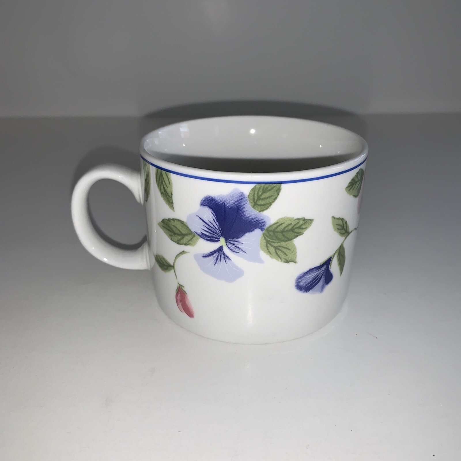 Majesticware Oneida Freesia Mug Coffee Cup | eBay