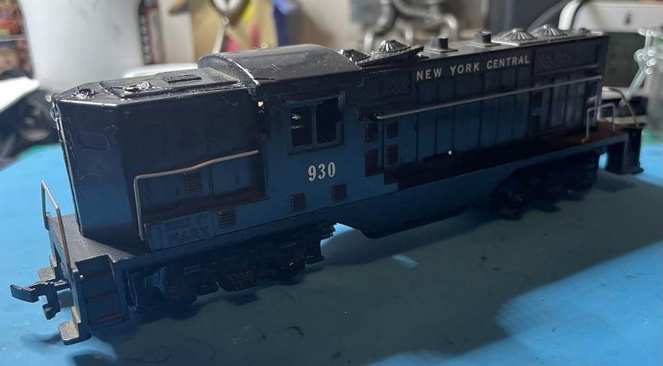 Vintage HO Marx New York Central #930 EMD GP9 Locomotive Engine ...