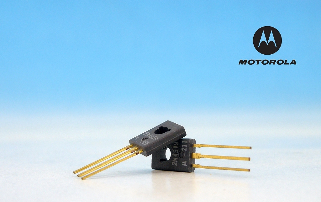 1 x 2N4919 MOTOROLA GOLD Silicon Transistors TO-126 Si PNP 60V 3A 30W ...