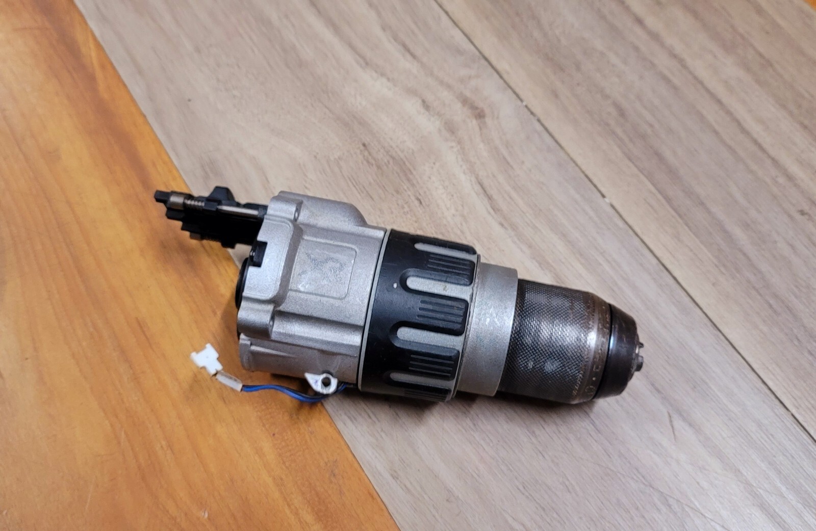 DeWALT GEAR CASE KEYLESS CHUCK FOR DCD996 HAMMER DRILL | eBay