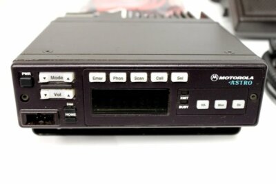 Motorola Astro Spectra UHF P25 Digital Wide/Narrow Trunking Radio 438 ...