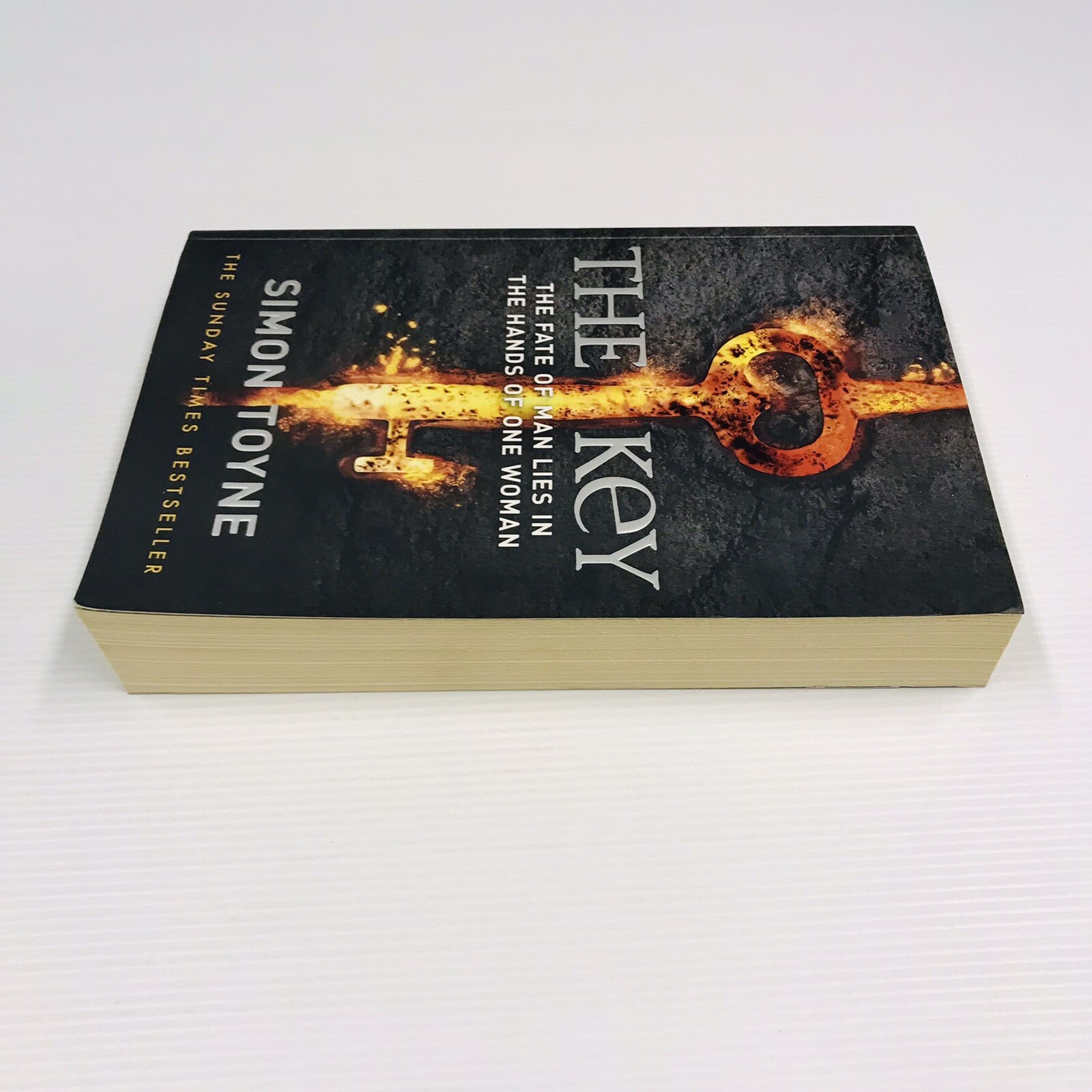 Simon Toyne ~ The Key ~ 1st Edition 2012 Thriller Suspense Fiction ...