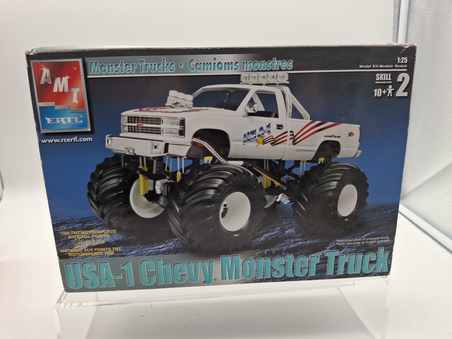 AMT ERTL 1/25 31755 Chevrolet USA-1 Monster Truck 31755 Sealed See ...