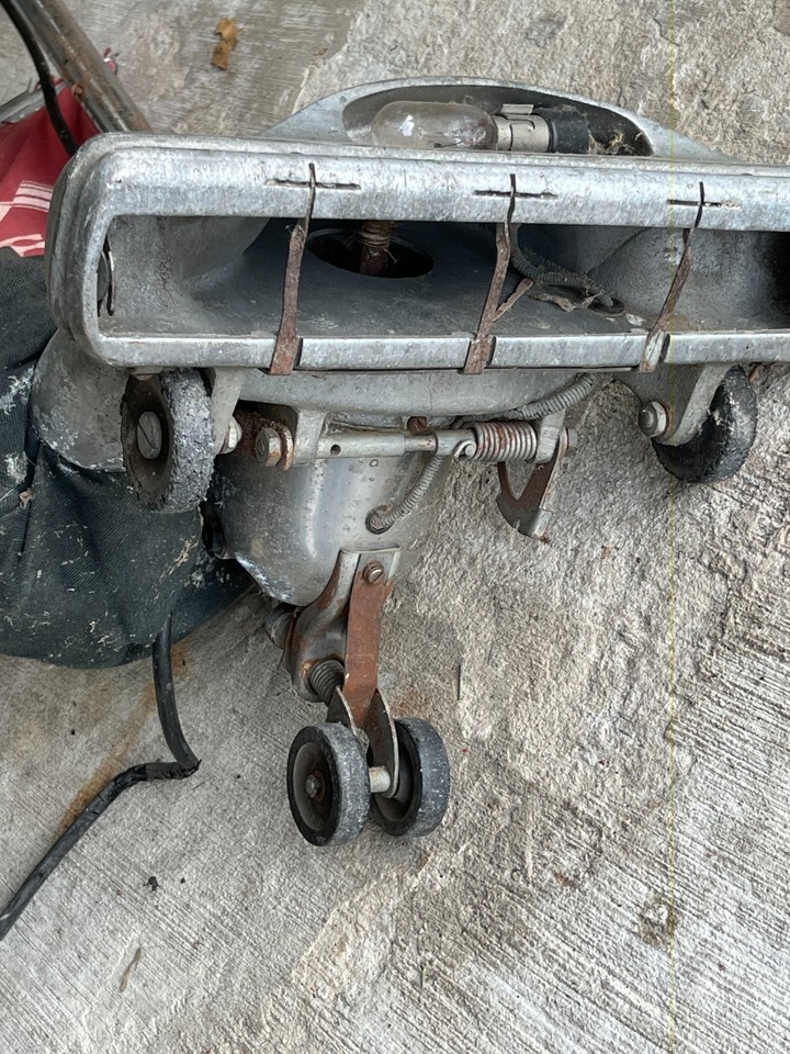 Rare, 1938 Working Upright Vacuum Cleaner, General Electric, Model AV5 ...