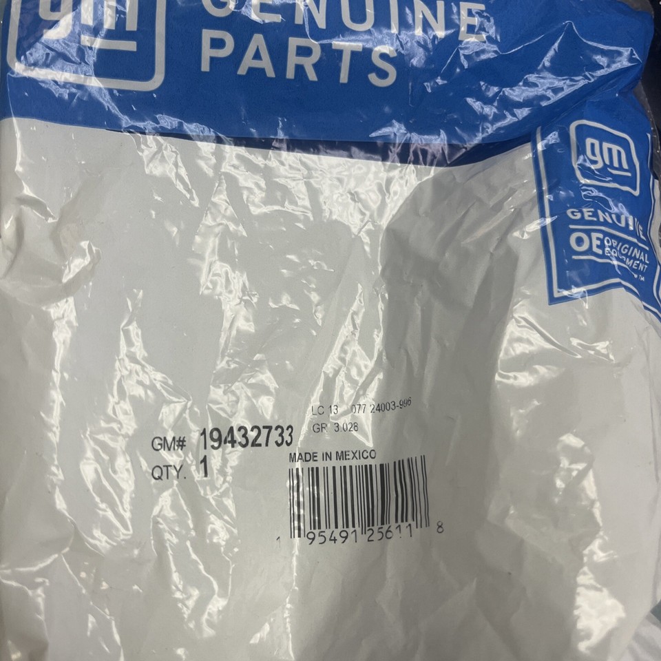 New Genuine GM 19432733 Fuel Tank Filler Cap MANY GM Applications! | eBay