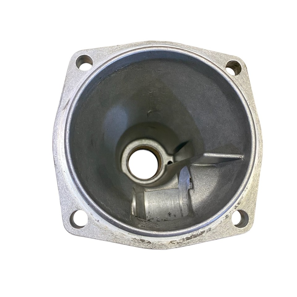 700R4 4L60E 2WD Tail Housing Large Speedo Gear Chevrolet GMC | Genuine ...