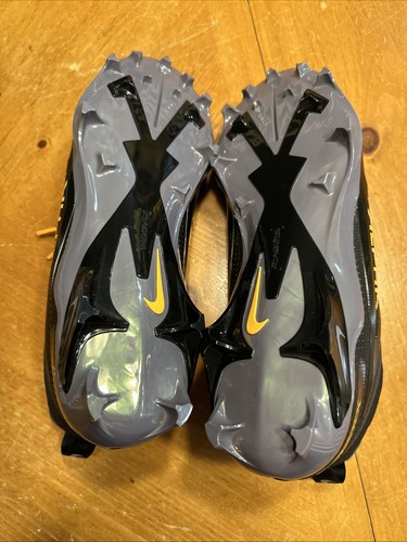 Nike Football Cleats Alpha Menace 4 Elite Panther Saquon Barkley HF4313 ...