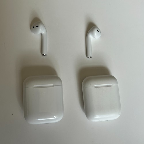 Genuine Apple AirPods 1st Gen - LEFT / RIGHT / CHARGING CASE ...
