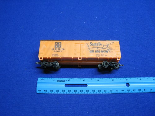 HO Scale Lifelike SFRD Reefer - Freight Train | eBay