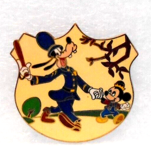 Disney Pin - POLICEMAN GOOFY PIN #25576 | eBay