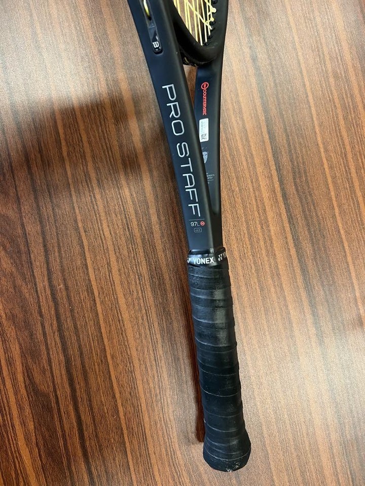 Wilson PRO STAFF 97L V11.5 Tennis Racket | eBay