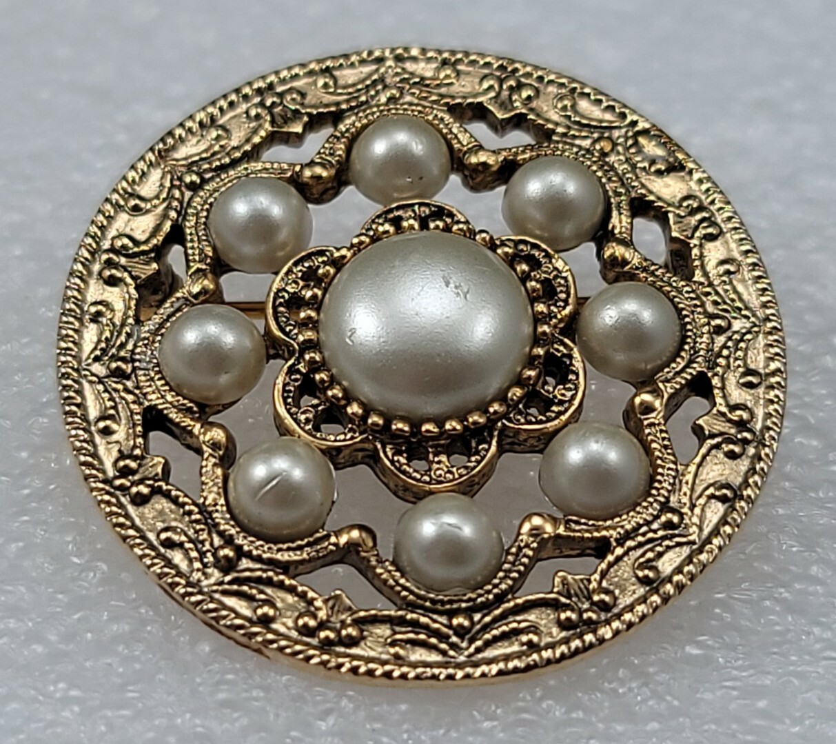 Vintage Round Goldtone With Faux Pearl 1928 Pin Brooch | eBay