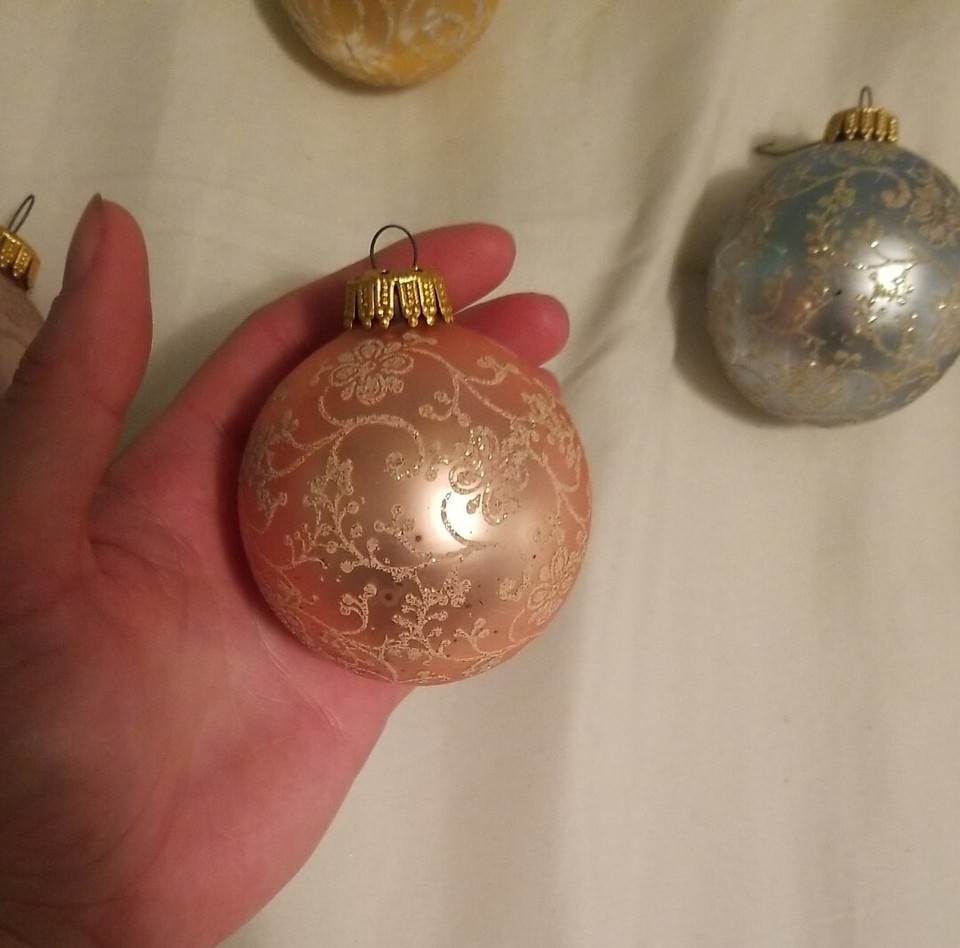 4 Frosted Flower Swirl Christmas Ball Ornament Silver Pink Purple Blue ...