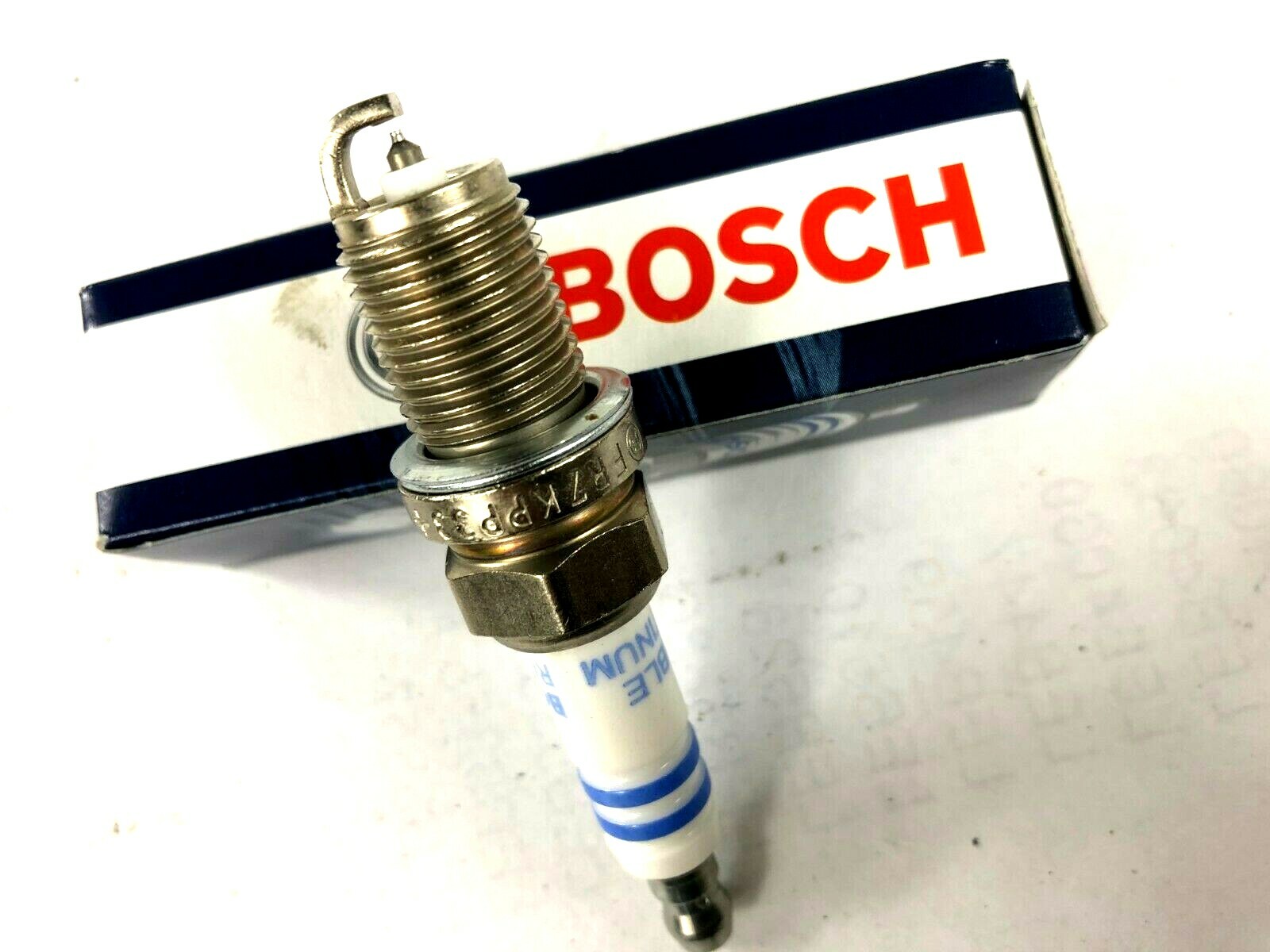 Genuine OE BOSCH Ignition 0242236564 / FR7KPP33+ DOUBLE PLATINUM Spark ...