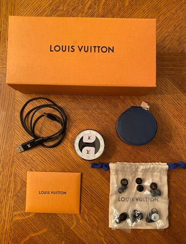 Louis Vuitton Horizon Monogram Earphones Earbuds White Bluetooth ...