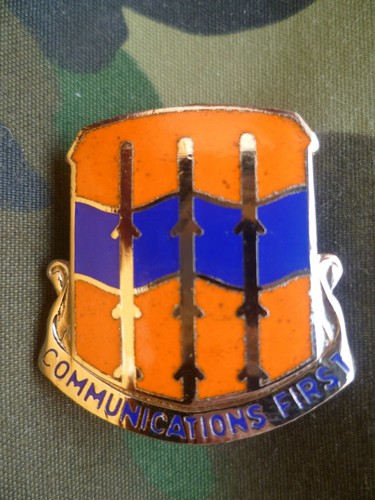 US ARMY~16th SIGNAL BATTALION~METAL ENAMEL CREST-D.U.I.~ | eBay
