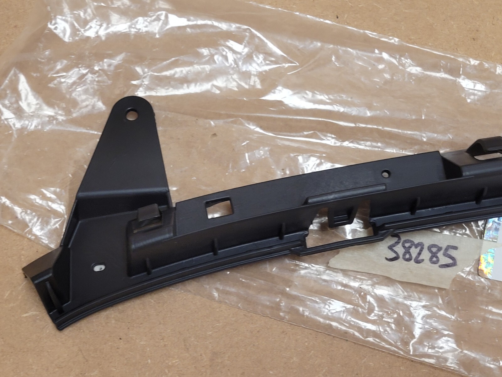 Vauxhall CORSA D Centre Rear Bumper Bracket 13179908 P2mk for sale ...