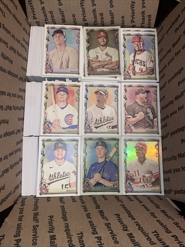 MEDIUM FLAT RATE BOX FULL OF BASEBALL CARDS MOSTLY COMMONS 1A | eBay