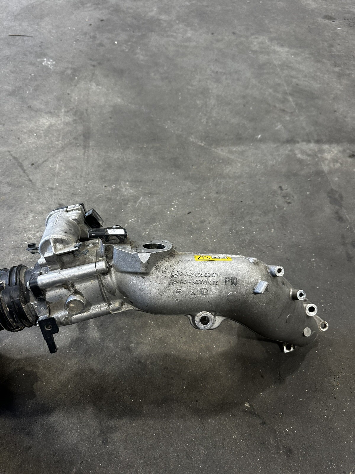 2010-2018 MERCEDES SPRINTER INTAKE THROTTLE BODY PIPE ASSEMBLY OEM 3118 ...