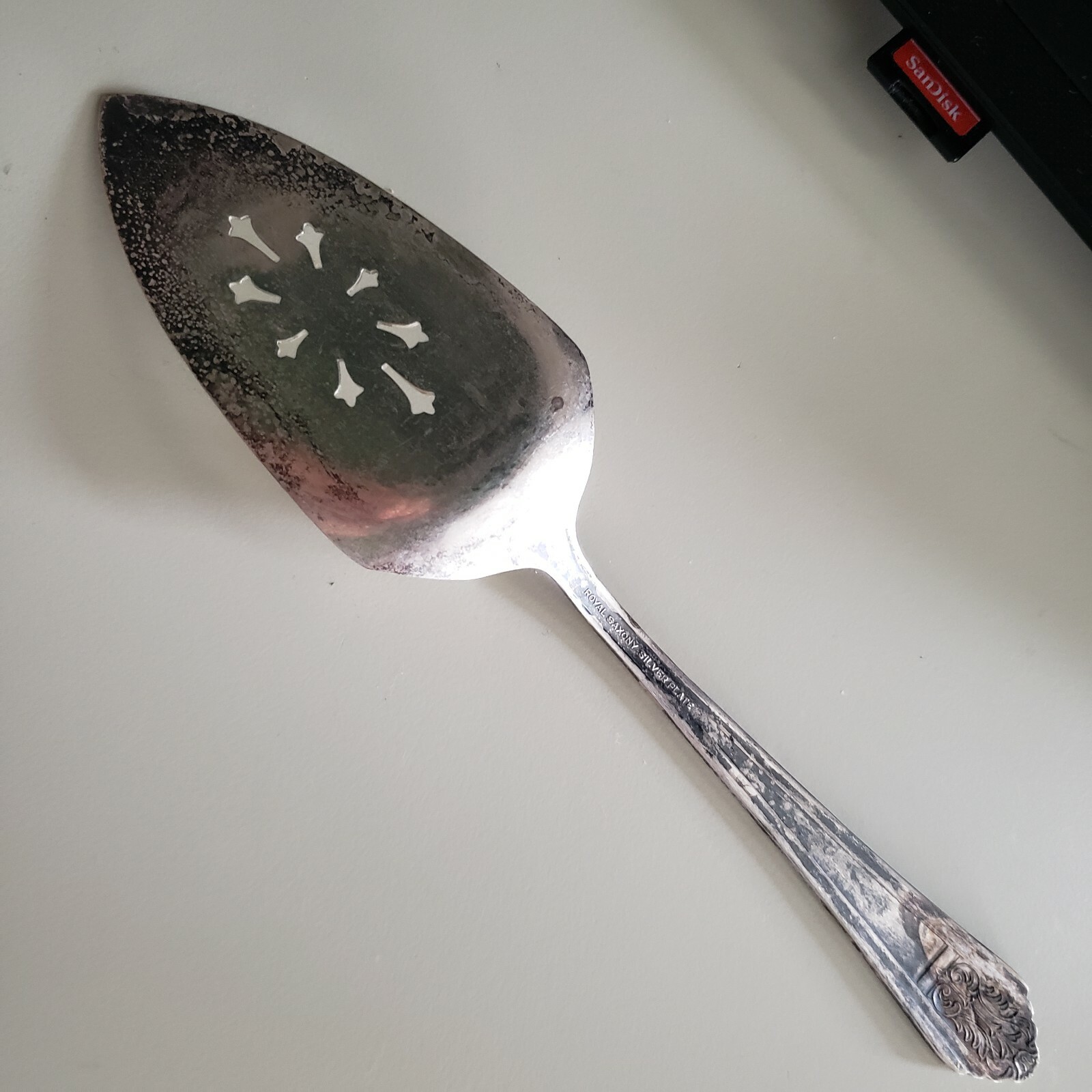 ANTIQUE VINTAGE COLLECTIBLE SERVING PIECE 8.5" ROYAL SAXONY SILVER ...