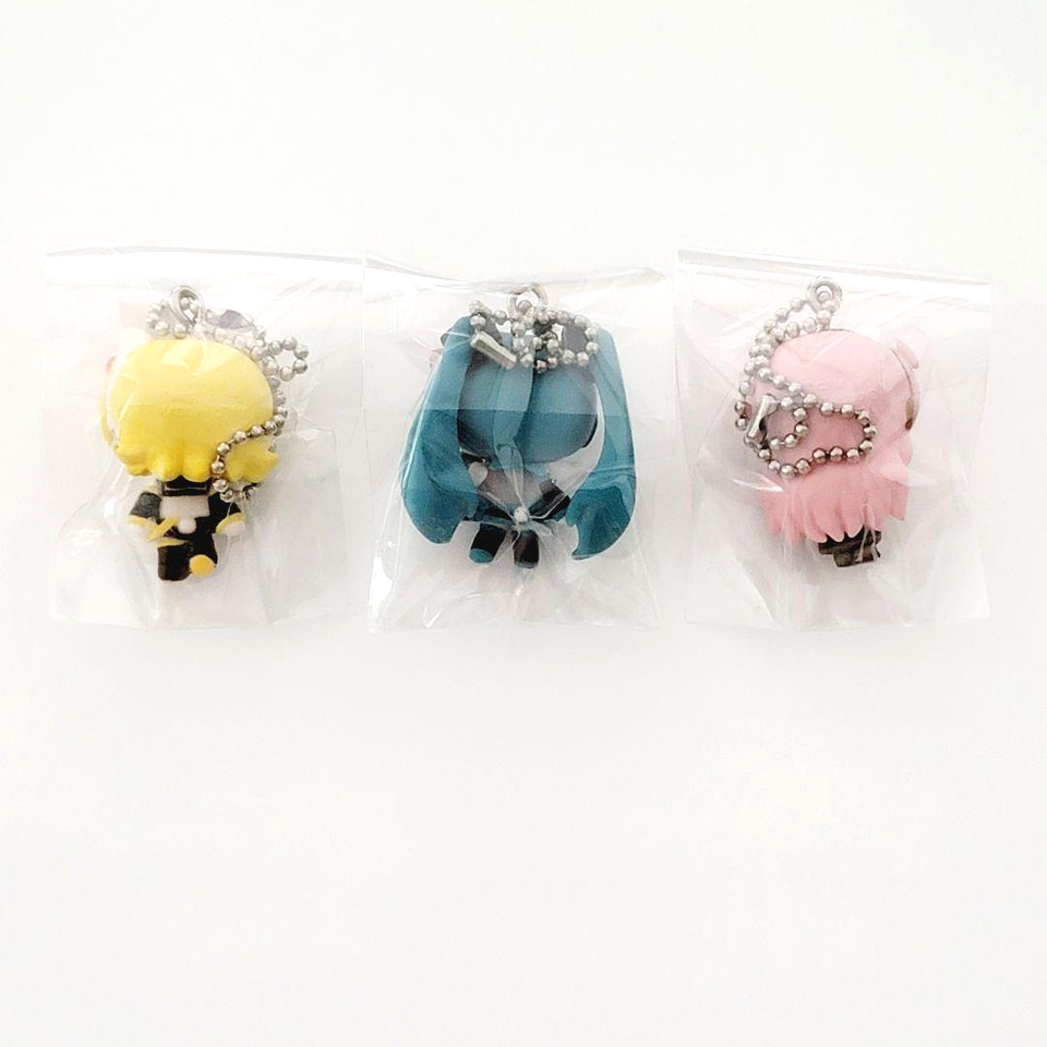 Hello Kitty x Hatsune Miku & Megurine Ruka Kagamine Rin Set Keychain ...