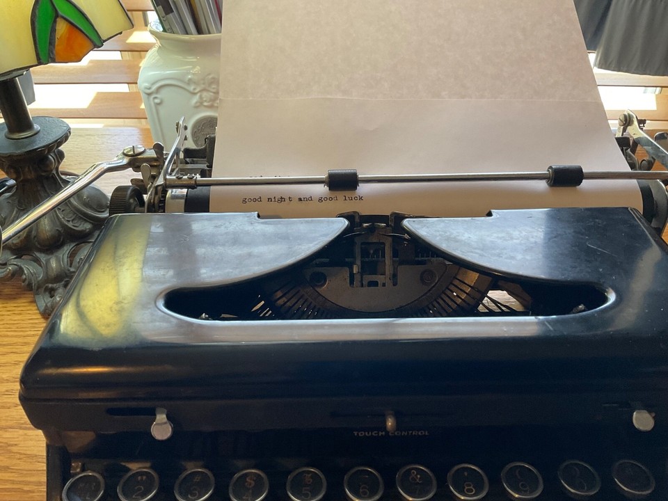 1930s ROYAL Touch Control Deluxe Typewriter works as intended with case ...