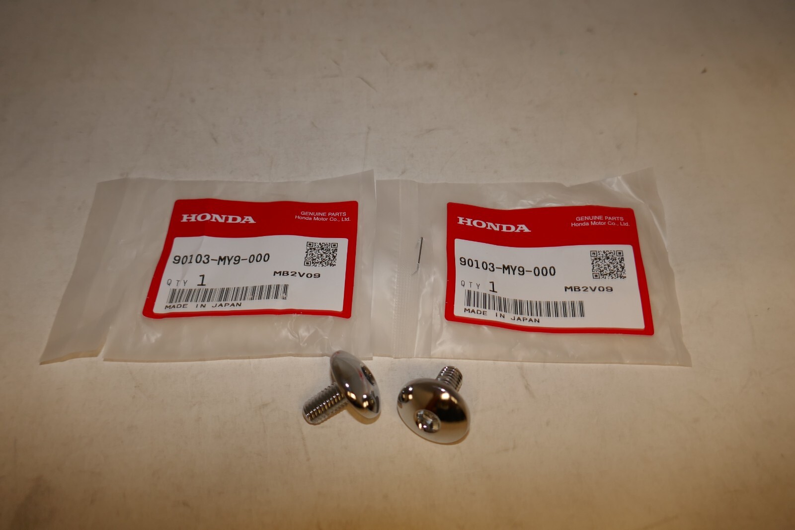 OEM Honda Chrome Seat Bolt Socket 8x17 90103-MY9-000 X2 VTX1800 VTX1300 ...