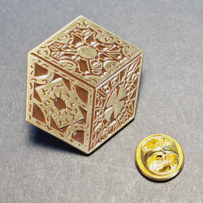 Hellraiser puzzle box cube enamel pin - Pinhead Cenobites Horror Clive ...