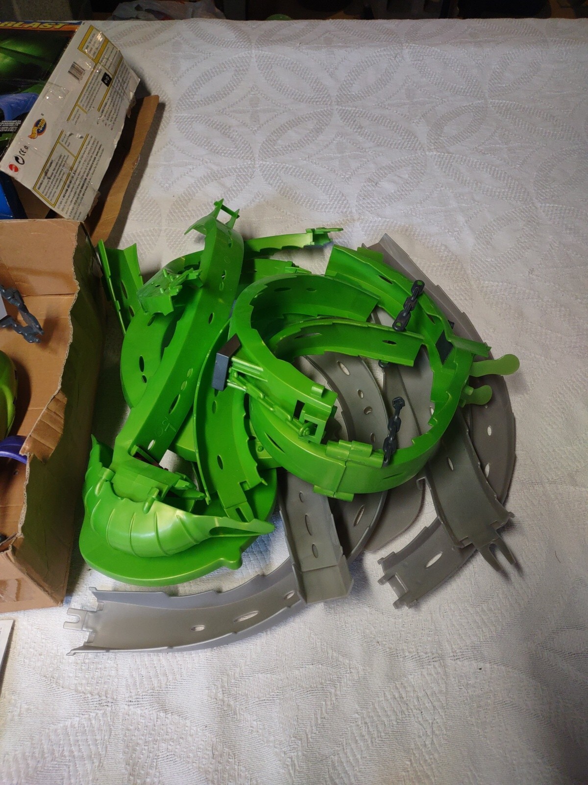 2001 Hot Wheels Octoblast Motorized Track Set See Description for sale ...