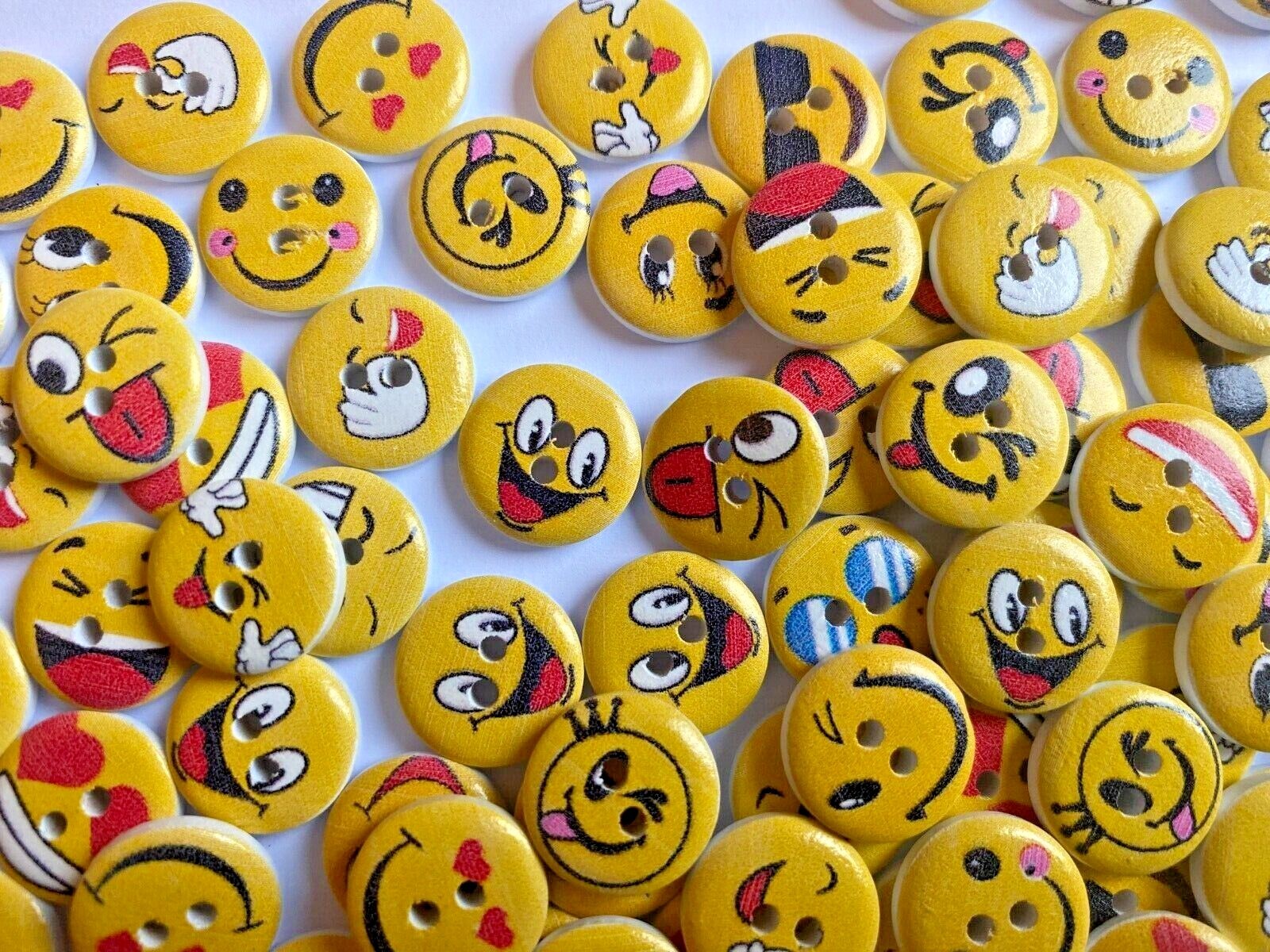 15mm Buttons Wooden Smiley Faces Childrens Sewing Scrapbooking Cards ...