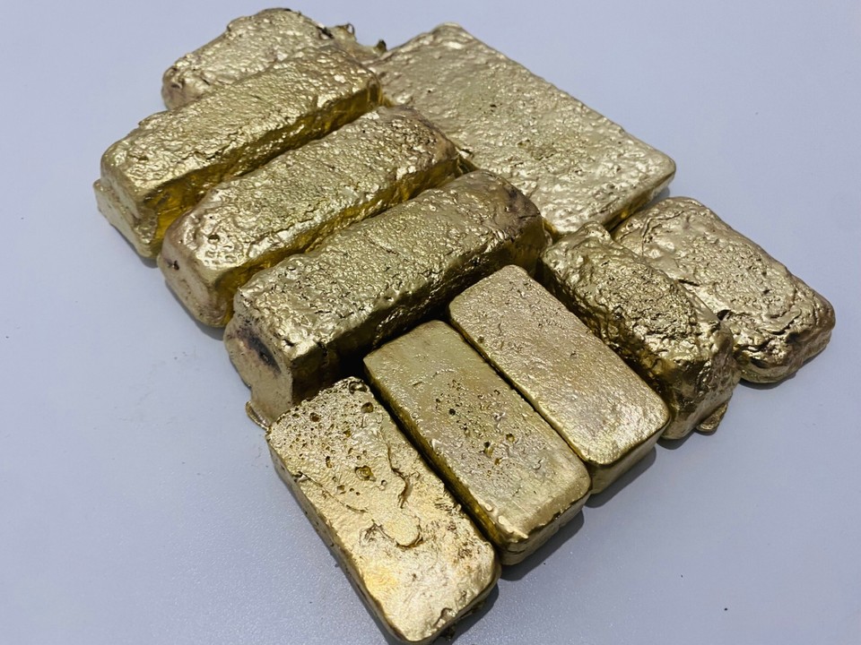 700 Grams Scrap Gold Bar For Gold Recovery Melted Different Computer ...