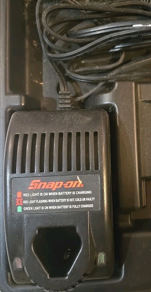 Snap-on CT561 CL 7.2V 1/4" Cordless Screwdriver Set w/ Hard Case 2 ...