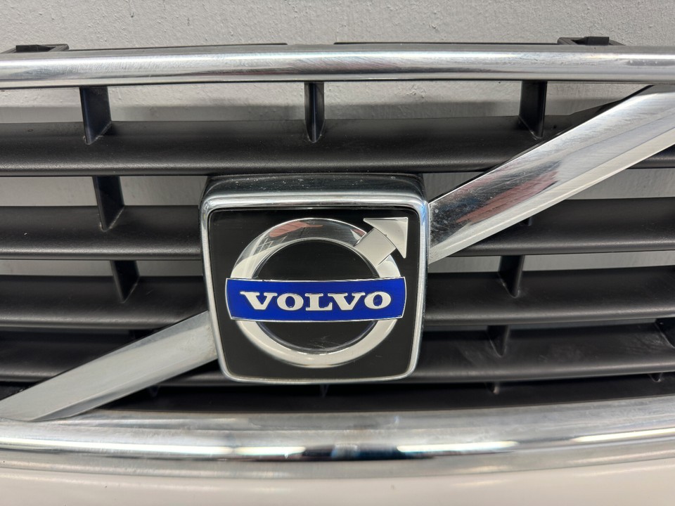 08-11 Volvo S40 Front Grill Assembly 30744914 | eBay