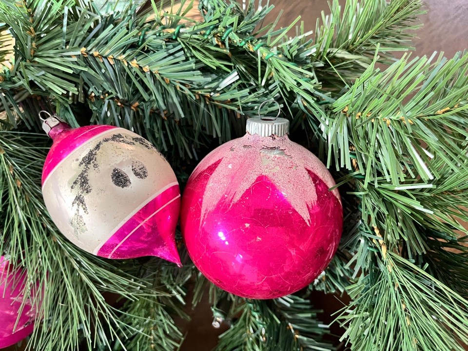 Lot of 10 Vintage Pink Glass Ornaments Shiny Brite Poland USA Indents ...