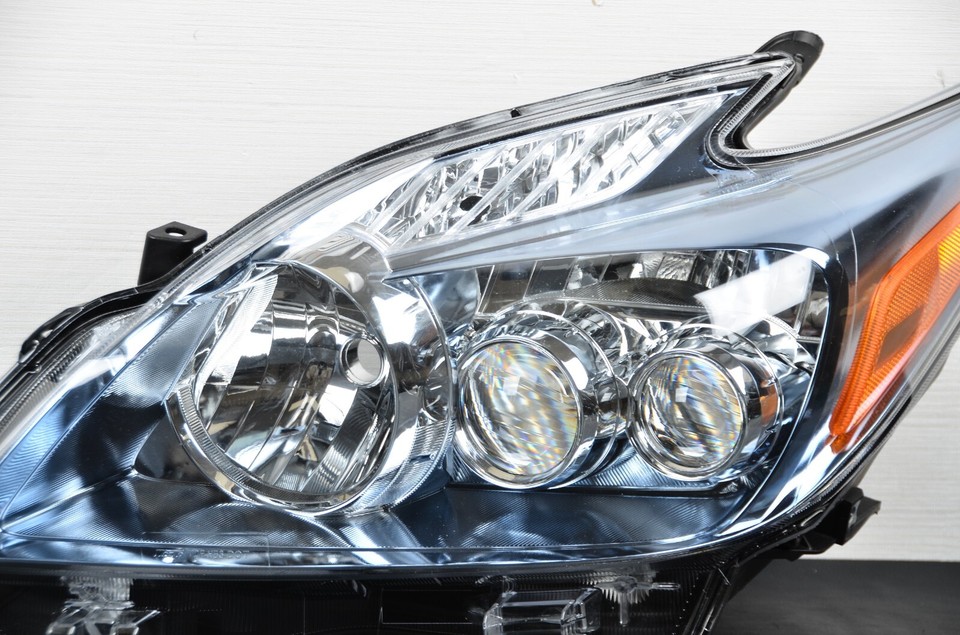 2010-2011 Toyota Prius LED Headlight Assembly LH Left Driver Side ...