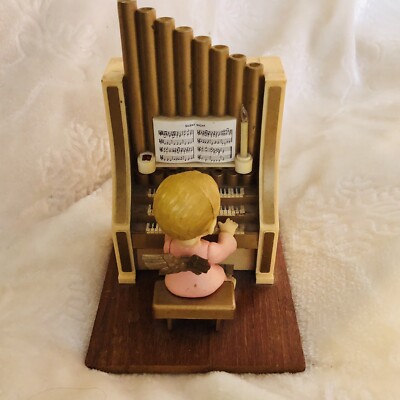Christmas Angel Child Lighted Wind Up Organ Music Box Merton 1982 ...