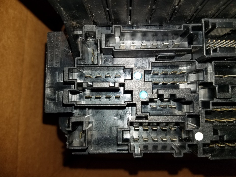 2001-2009 MERCEDES W203 C230 C280 CLK350 FRONT SAM FUSE BOX RELAY ...