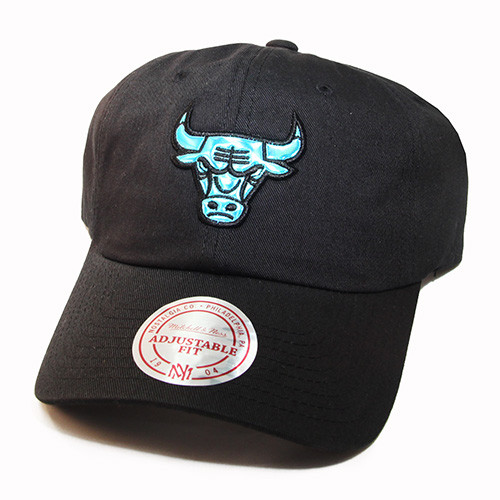 Mitchell & Ness Chicago Bulls Dad Daddy Strapback Hat Nike Air Force1 ...