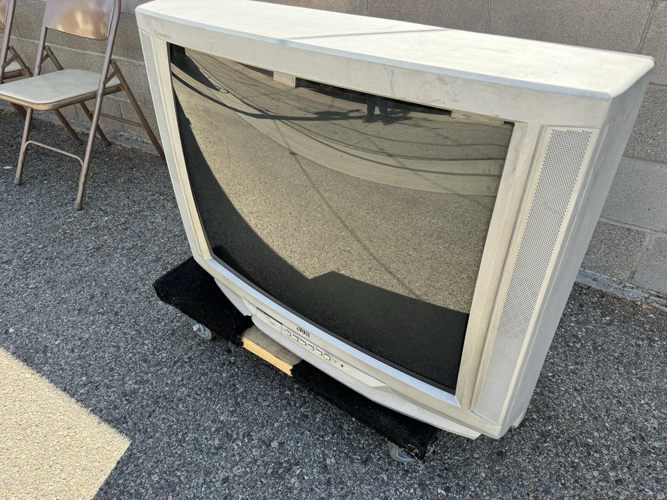 Vintage 2001 JVC D-Series AV-32D302 32" Retro Gaming CRT TV | eBay