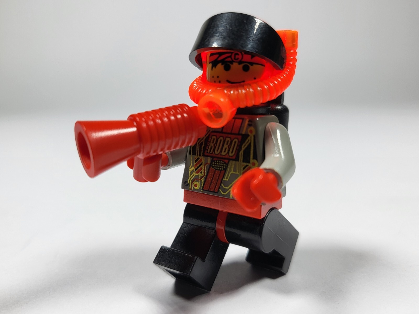 LEGO Minifigure 1990s Space RoboForce Red + Blaster sp058 For Robo ...