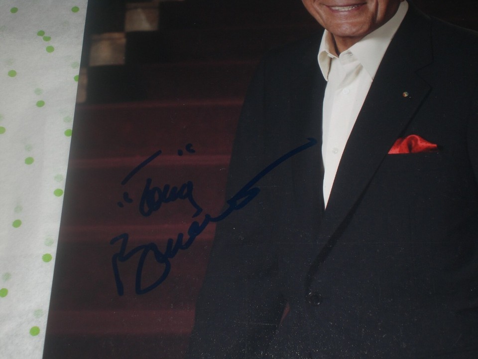 TONY BENNETT SIGNED CLASSIC SMILING LEGEND 8X10 PHOTO AUTOGRAPH COA ...
