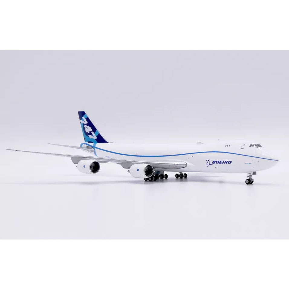 JC Wings 1/400 Boeing Original Boeing 747-8F N747EX LH4349 Finished ...