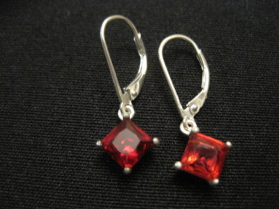 925 Sterling Silver Red Stone Dangle Earrings New without Tags 1.64 ...