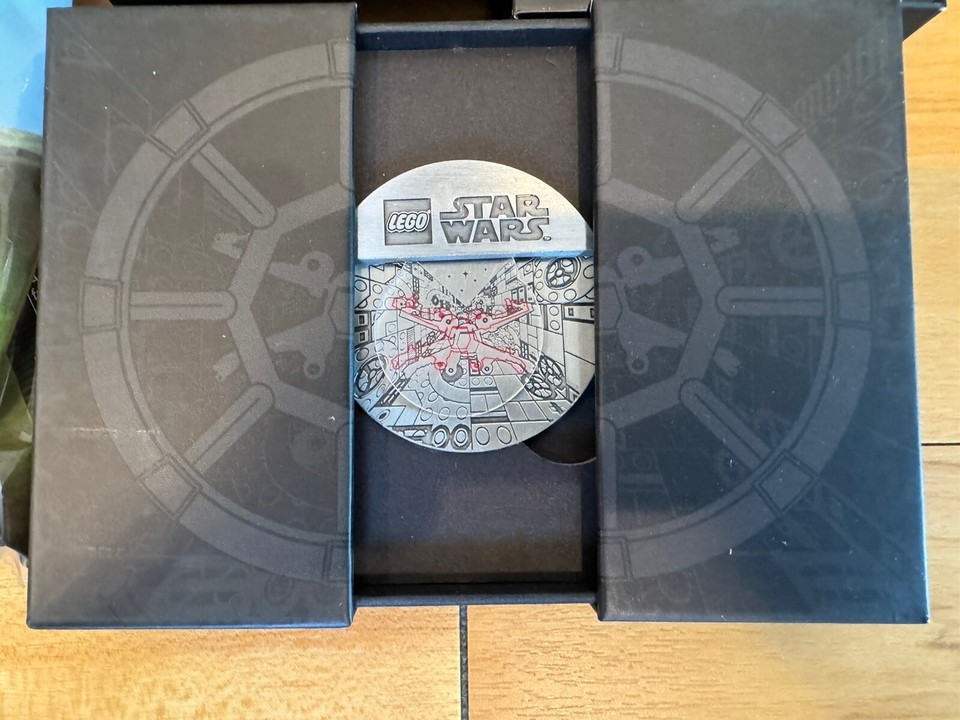 LEGO Star Wars May 4th, 2024 Bundle Troop Carrier, Yavin Coin, AAT ...