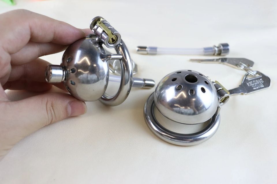 Edelstahl Peniskäfig mit Dilatator Keuschheitskäfig Bondage Männer ...