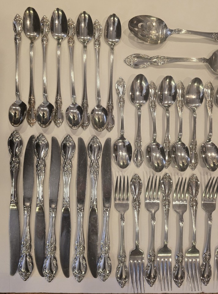 61 PC Oneida LOUISIANA Community Stainless Flatware Set With Serving ...