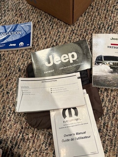 2009 JEEP Patriot OWNERS MANUAL Plus Original Car And Extras. | eBay