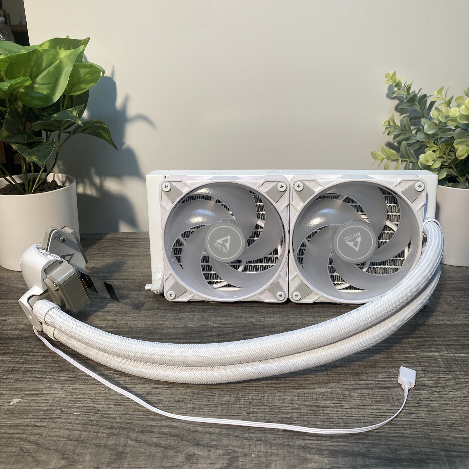 Liquid Freezer III 240 A-RGB white PC Water | Grelly UK