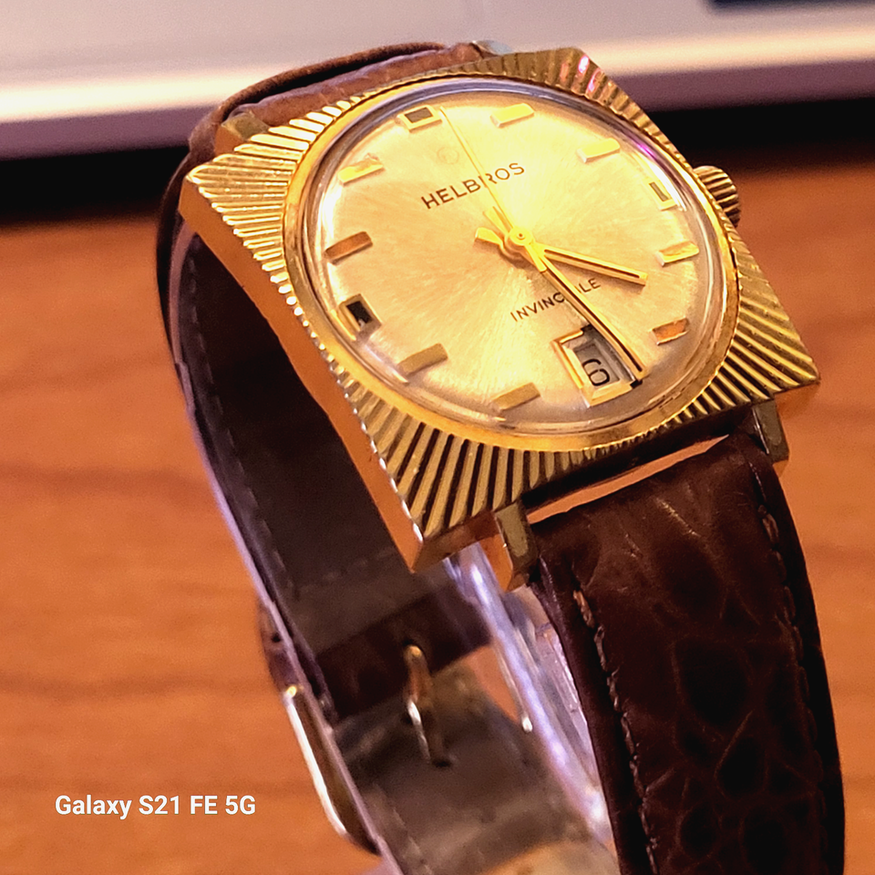 Vintage Helbros Invincible watch date window in excellent working ...